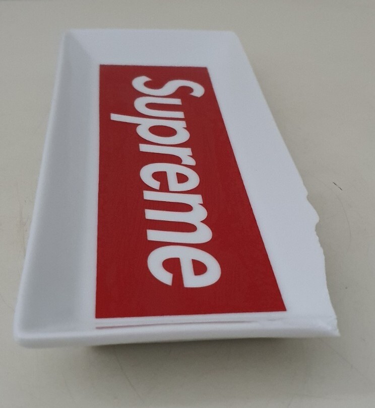 FW14 Supreme red box logo white ceramic tray ashtray DAMAGED New with ...