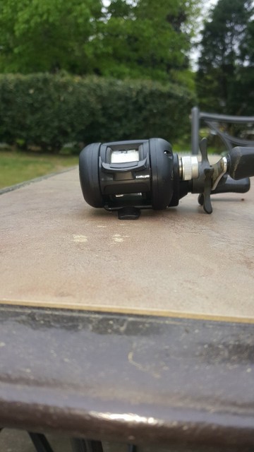 Shakespeare Alpha Low Profile Baitcasting Fishing Reel ALPHA2LPB for ...