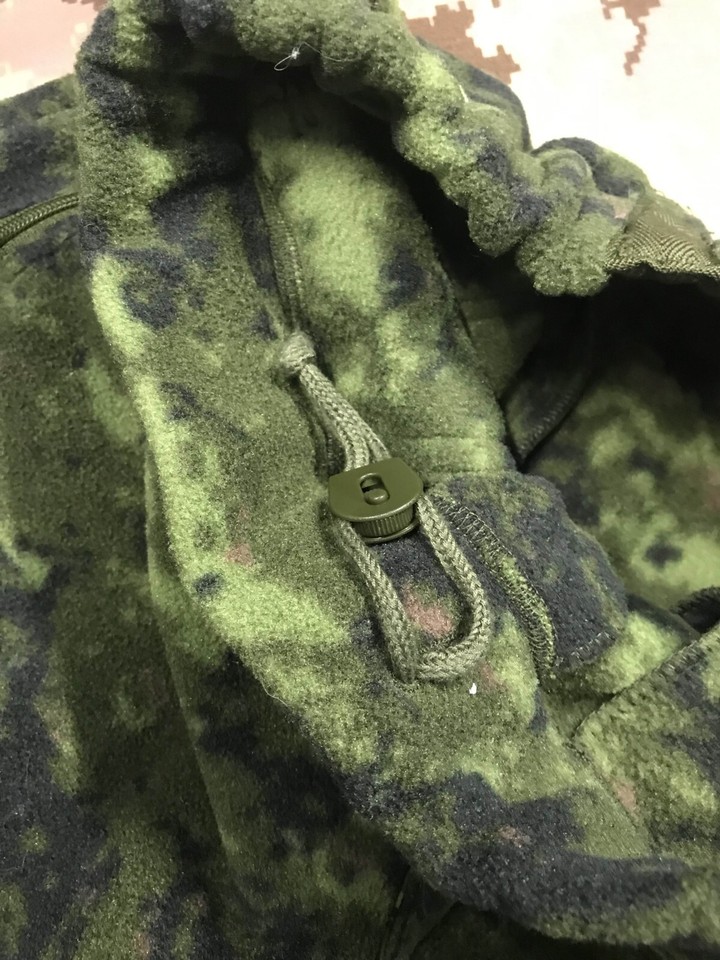 RARE Canadian army CADPAT fleece Top, size small | eBay