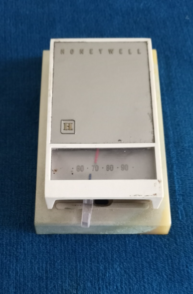 Vintage Honeywell Thermostat Used. | eBay