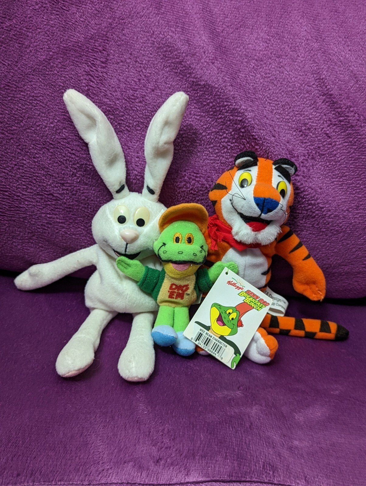 Kellogg's 1997 bean bag plush lot Trix Rabbit, Tony The Tiger, Dig Em ...