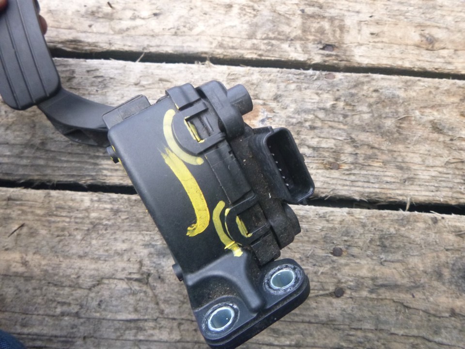 RENAULT MASTER / MOVANO / NV400 ACCELERATOR PEDAL 8200672371--C 2011 ...