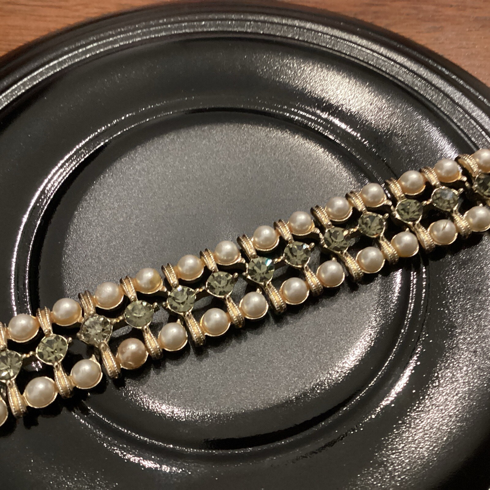 Kramer Of New York Bracelet Circa 50's Pearl And Gree… - Gem