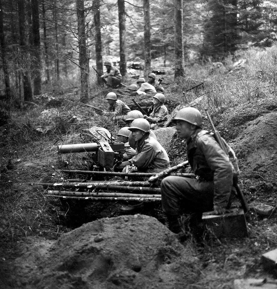 American Soldiers Fighting Ww2