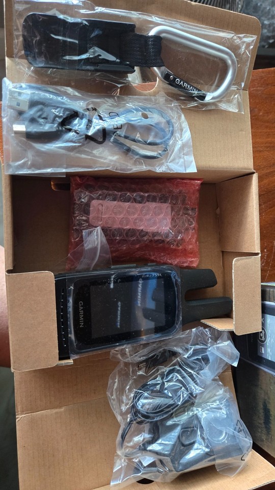 Garmin Rino 755t GPS, 2 Way Radio, Touchscreen, US 100k, Maps, Camera ...