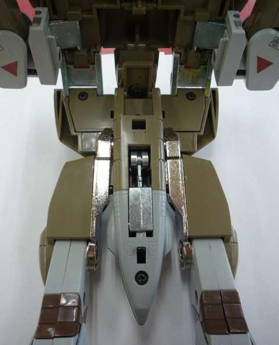 Takatoku Toys Macross Robotech Battroid Valkyrie VF-1A General Machine ...