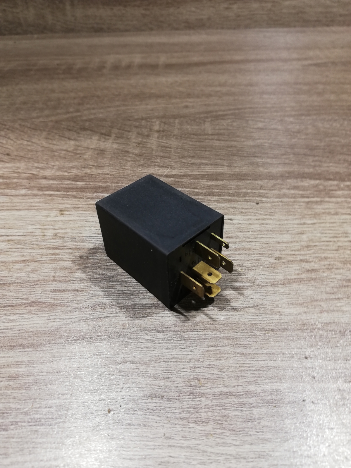 VW Relay Control Module Unit 90069864 | eBay UK