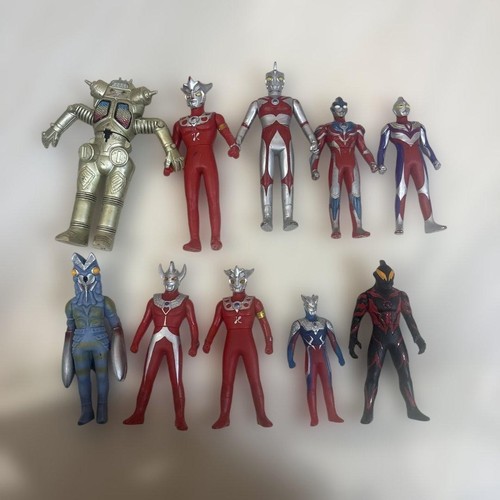 Bandai Ultraman Figure 10 Pieces Set | eBay