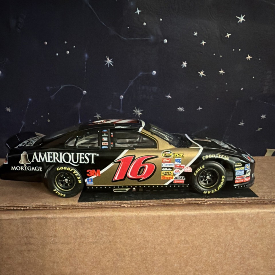 Action 1:24 Greg Biffle Ford Fusion Ameriquest NASCAR Diecast | eBay
