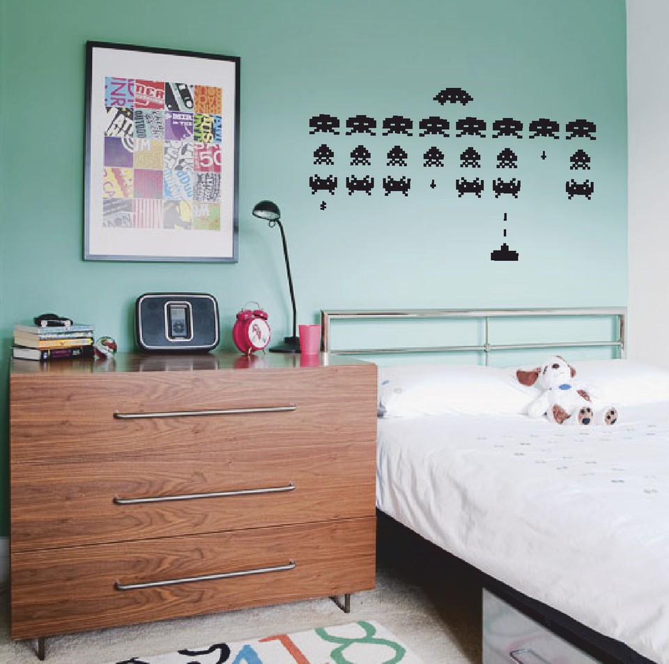 SPACE INVADERS RETRO wall sticker kit- bedroom, gaming, video, kids ...