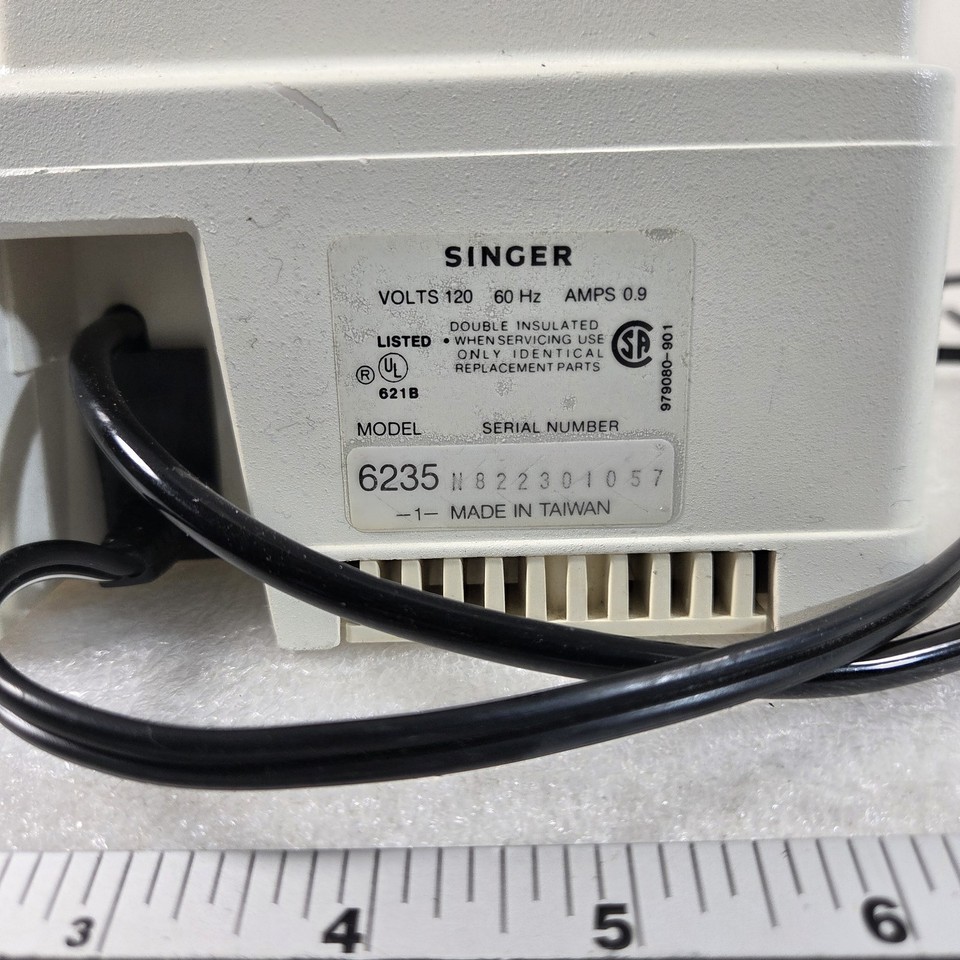 Singer 6235 Sewing Machine Vintage Electronic One-Step Buttonhole Free ...