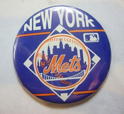 NEW New York Mets Button Pin Souvenir MLB Baseball Multi-Color Sports ...