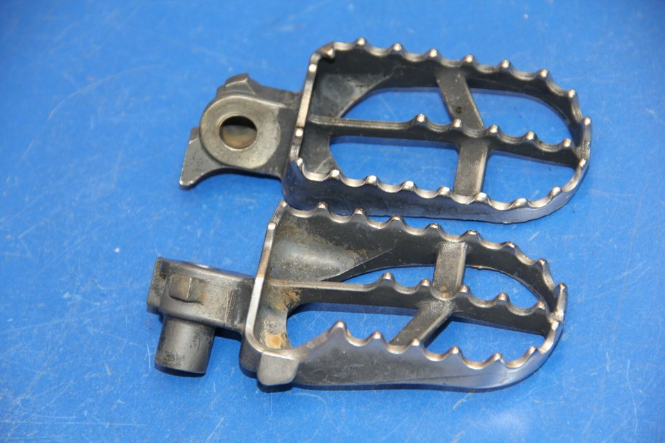 2000 97-04 YZ250 YZ125 Foot Pegs Rest Footpeg Footrest Step Stand Left ...