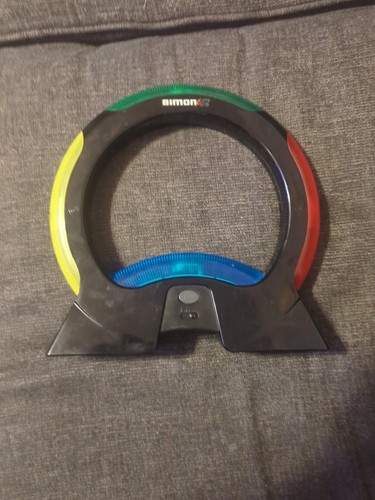 Hasbro Simon Air Game - Touchless Technology, Master the Moves ...