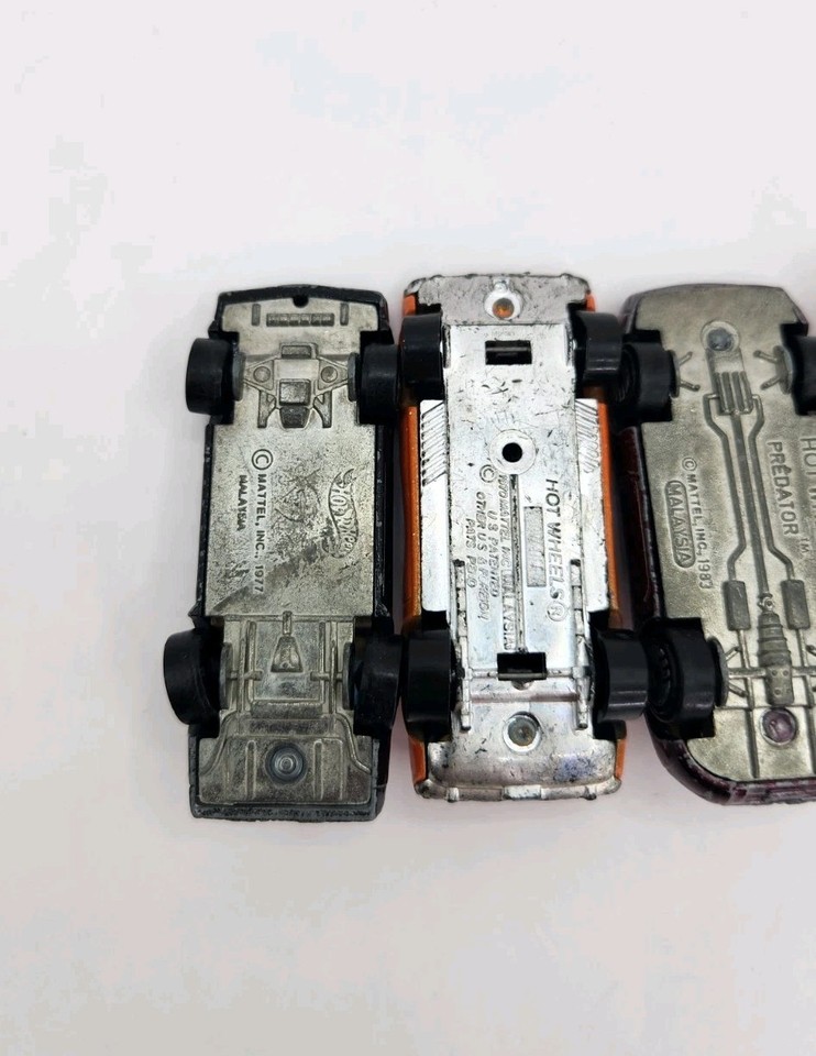Vtg Hot Wheels Lot Of 4 Hot Bird Challenger Predator Porsche Die-cast ...