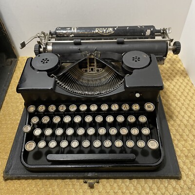 Typewriters - Royal Typewriter Model