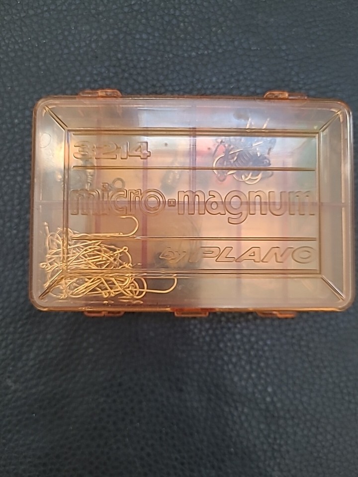 Vintage Plano Model 3214 Micro Magnum Dual-Sided Plastic Tackle Box 4.5 ...