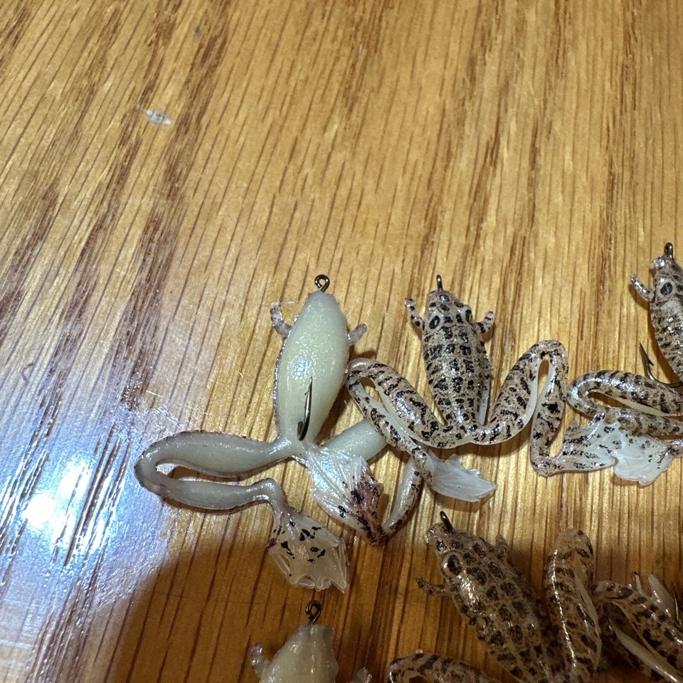 8 Vintage Felmlee Frogs Fishing Lures Small Rigged NOS | eBay