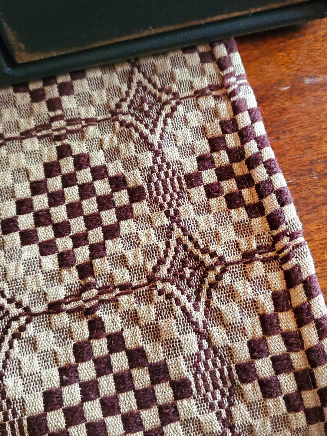 Colonial Country Primitive Shadowbrook Chocolate Tan Table Runner 56 ...