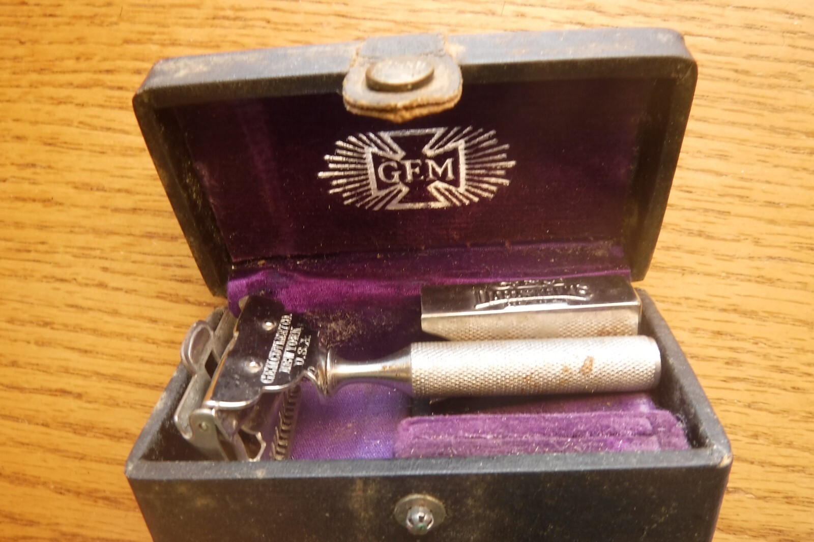 Gem Cutlery Co. USA Safety Razor, Blade Holder IOB | eBay