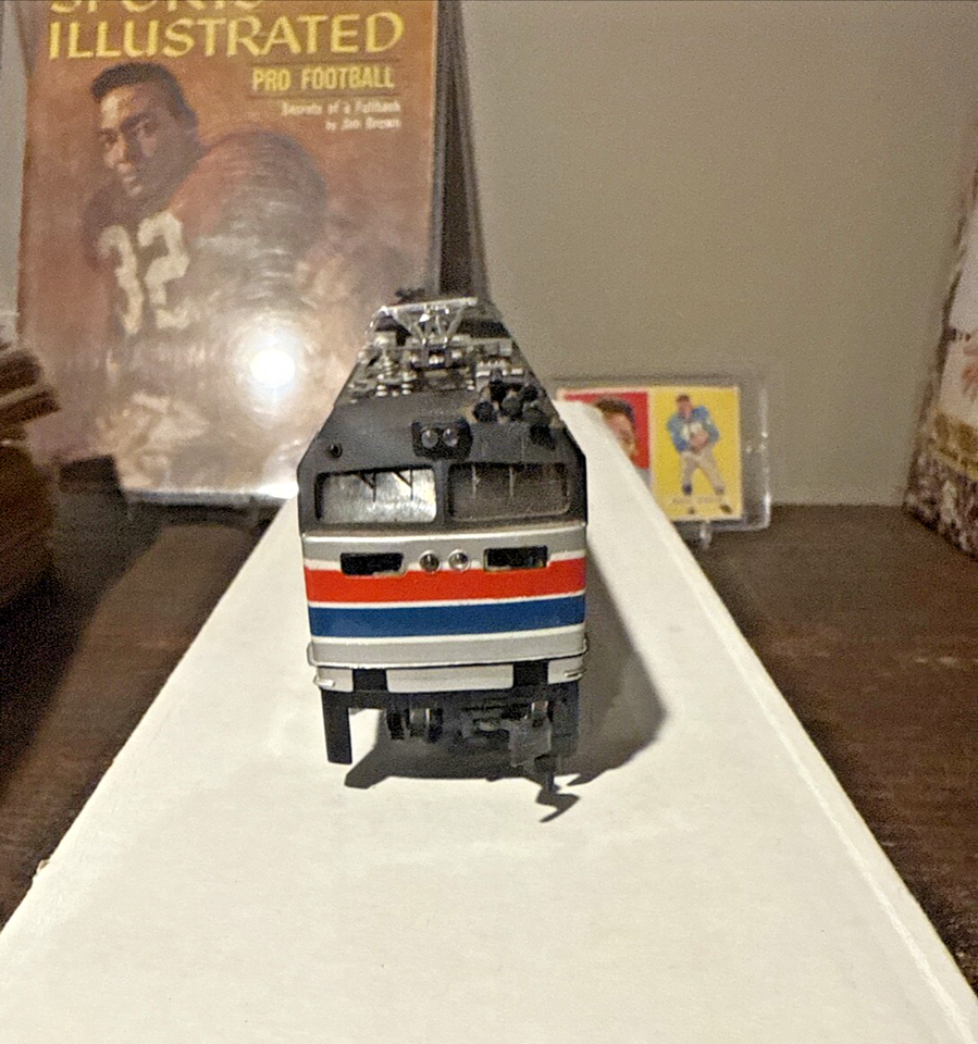 HO Scale Amtrak Diesel Locomotive F40PH #951 Vintage Train | eBay