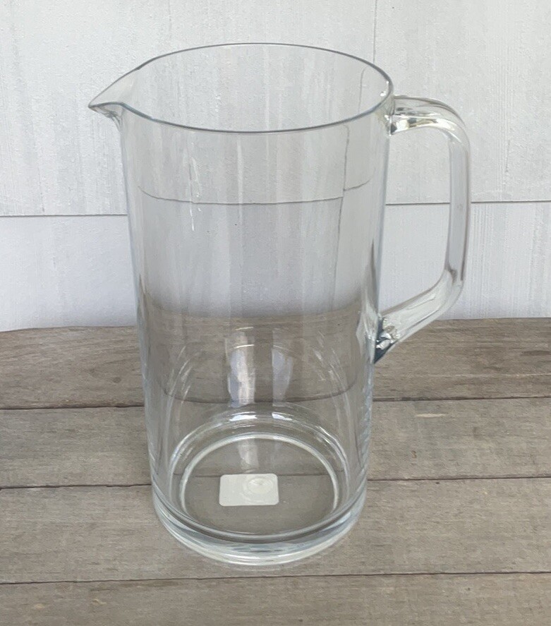 Elegant Williams Sonoma DuraClear® Tritan Unbreakable 64 Oz Outdoor ...