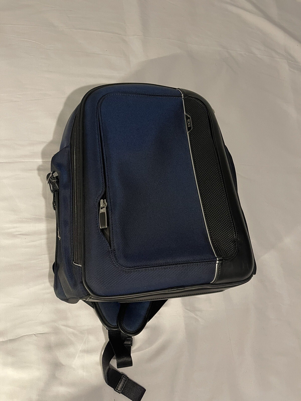 Tumi Arrive Larson Men's Blue Backpack -MSRP $995 Excellent Condition ...