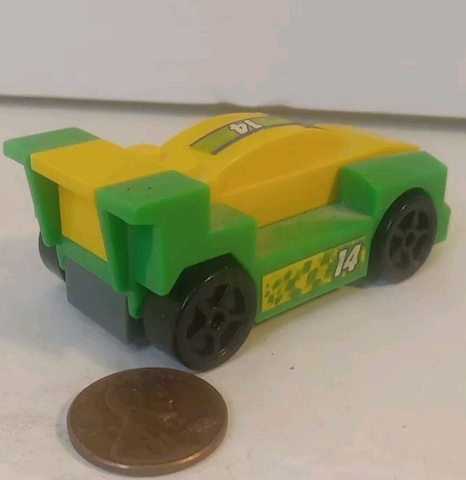 2009 Lego Racers Race Car General Mills Cereal Green & Yellow | eBay