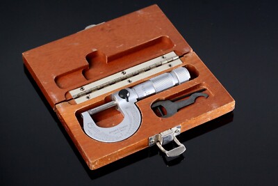 Micrometers - Brown And Sharpe Micrometer - 4