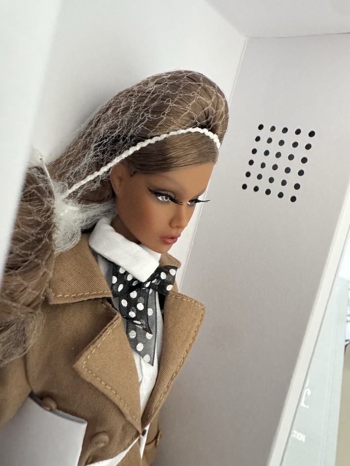 Sun-kissed in St. Barth Poppy Parker Dressed Doll Jason Wu Collection w ...