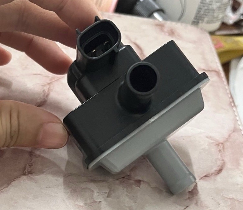 OEM 25860-F0010 | TOYOTA OEM Vapor Canister Purge Solenoid | eBay