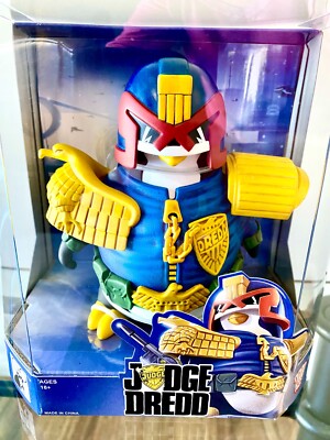 Cosplay Penguin Resin Cast Figurine by Blind Mouse Toys Judge Dredd ...