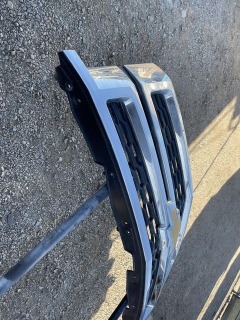 2015-2019 Chevrolet Tahoe Suburban LTZ Grille Grill Chrome OEM 22936489 ...