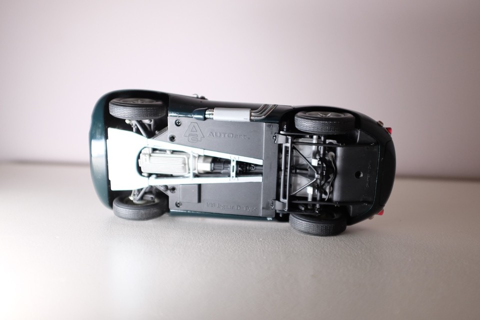 Autoart 1/18 Scale Model Car - Jaguar D Type Short - Green | eBay UK