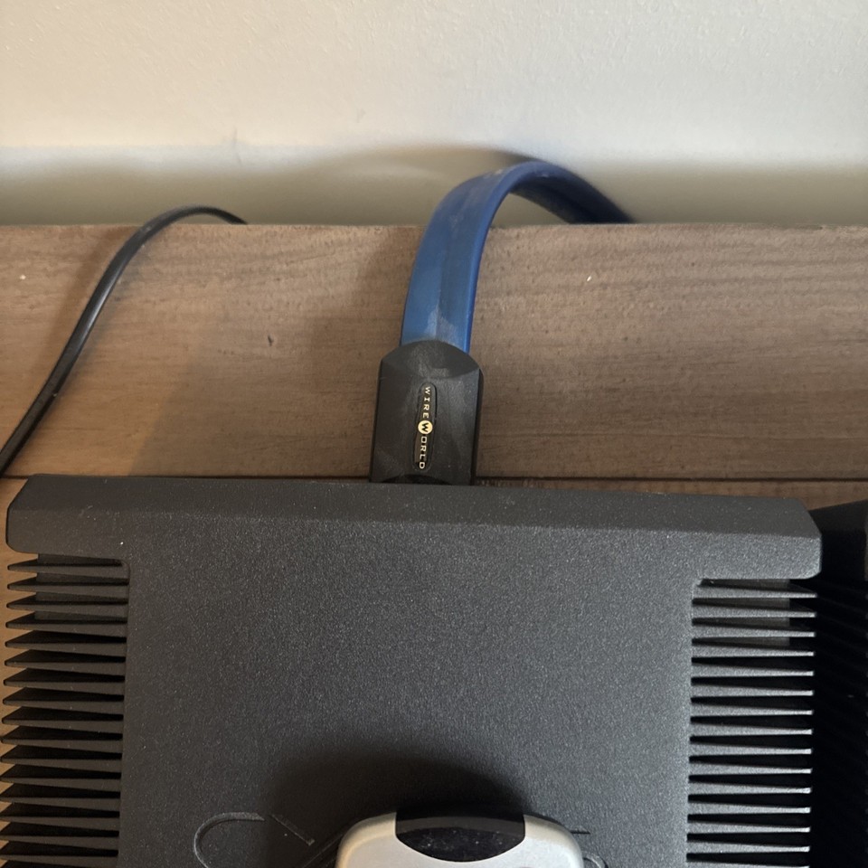 Cyrus CD6 SE2 CD player - stunning sound, complete with remote & wire ...