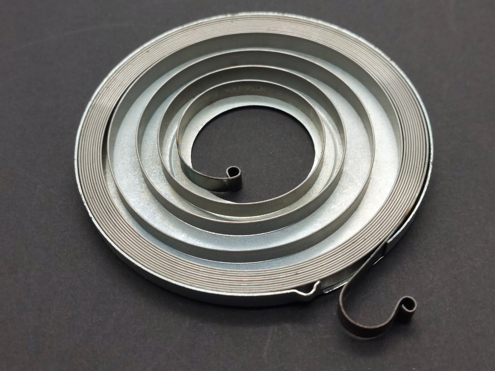 RECOIL STARTER SPRING FOR STIHL 051 056 070 076 MS380 MS381 MS720 ...