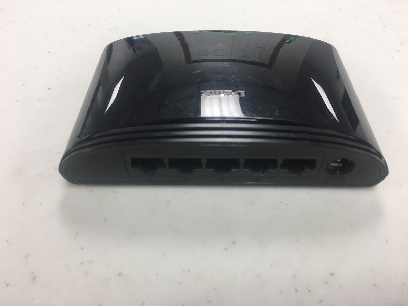 D-Link Model: DES-1005E 5-Port 10/100 Desktop Switch | eBay