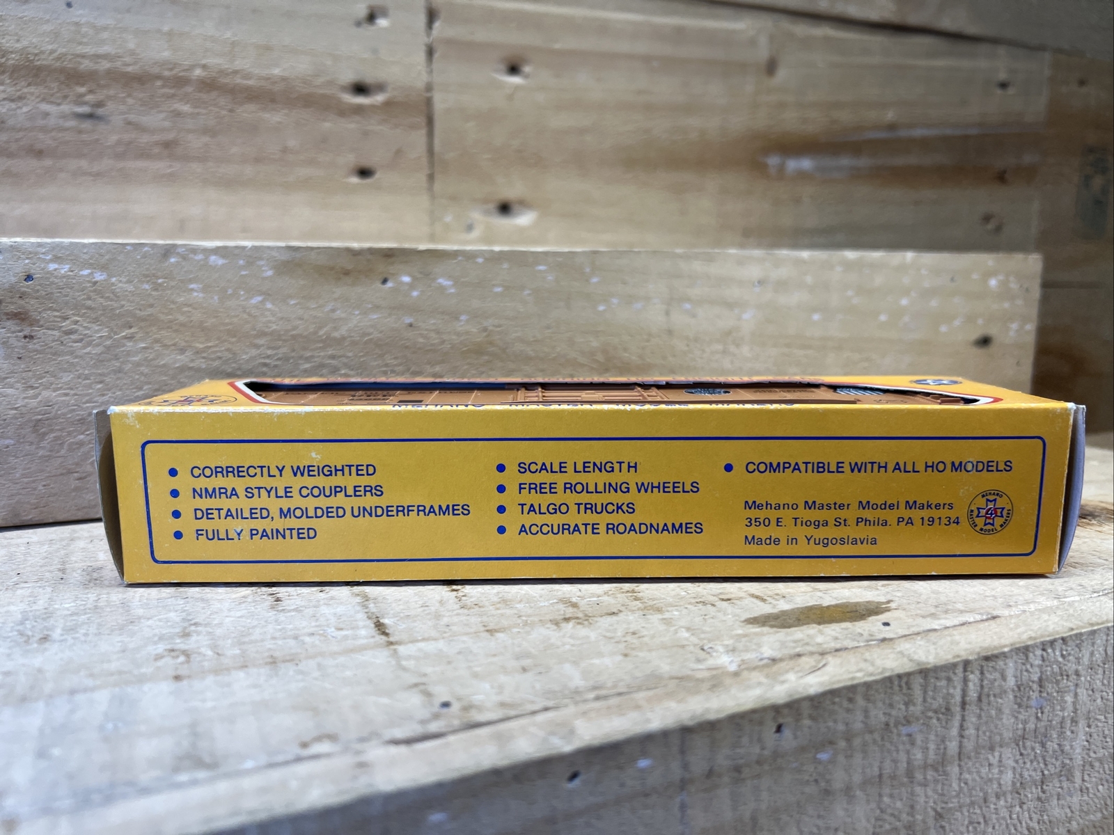 HO Scale Mehano Pacific Fruit Express Box Car Orange P.F.E. #45698 New ...