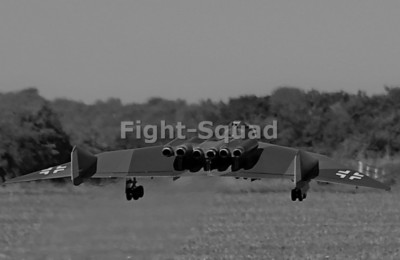 WW2 Picture Photo Arado E555 long-range bomber six-jet German flying ...