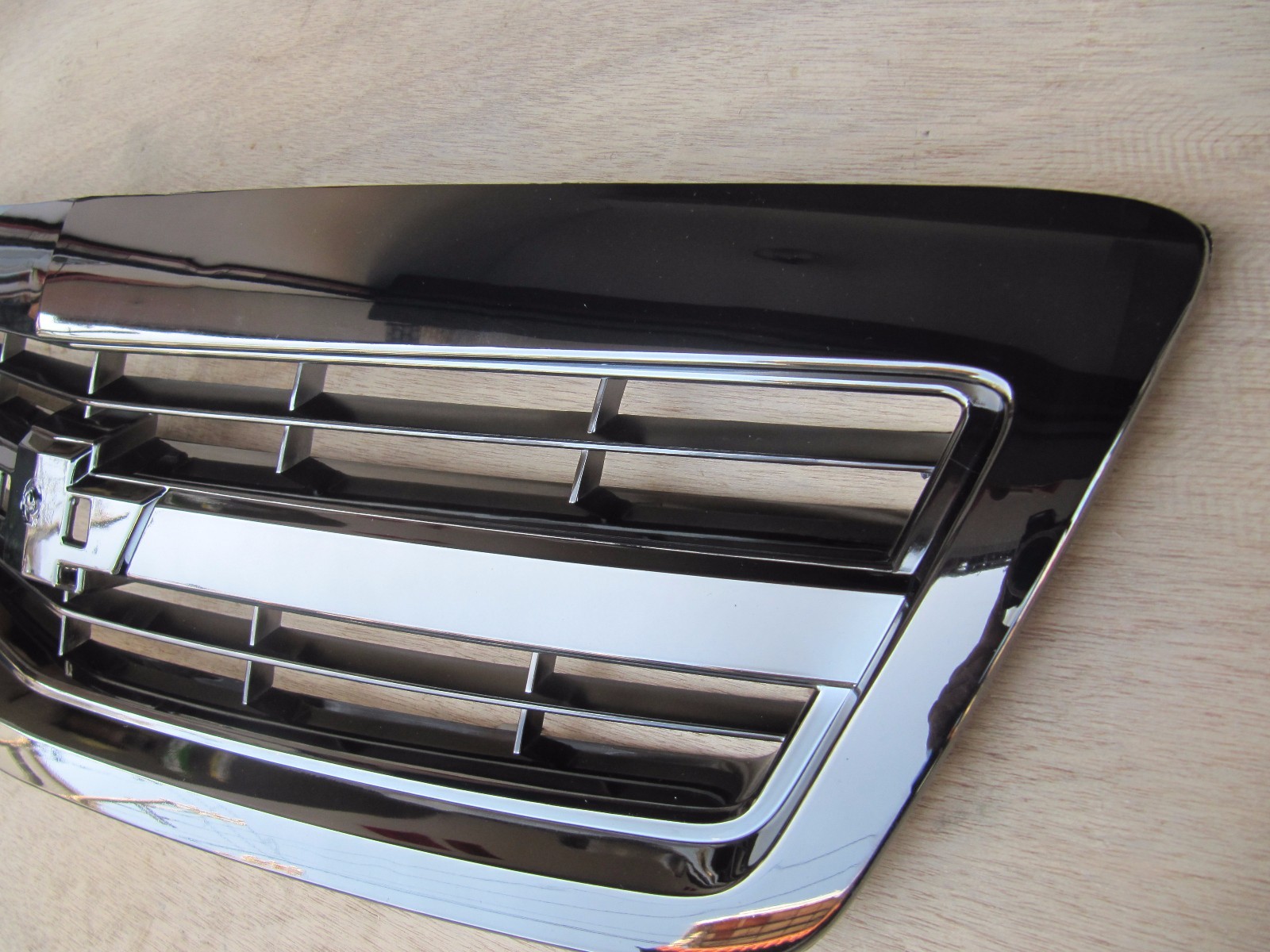 BLACK CHROME 2007-2014 GRILLE fit for CHEVY CAPRICE Holden WM Statesman ...