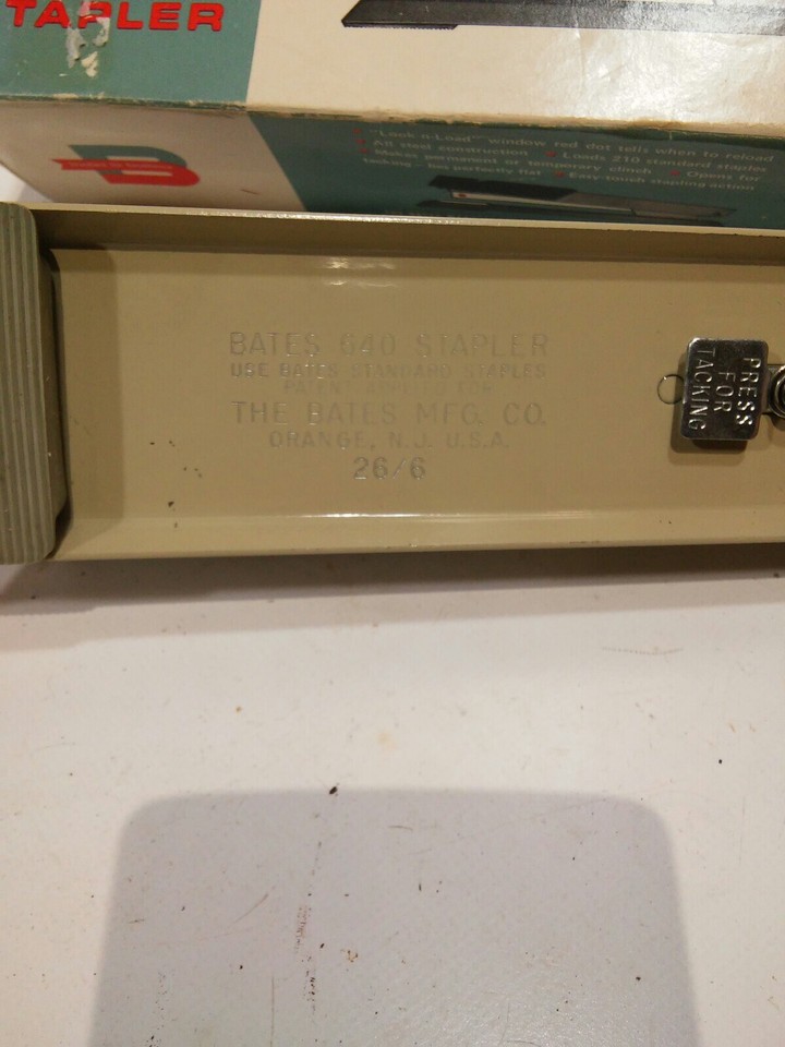 Vtg Mid Century Bates 640 Custom Stapler BurlWood Accent / Beige Body W ...
