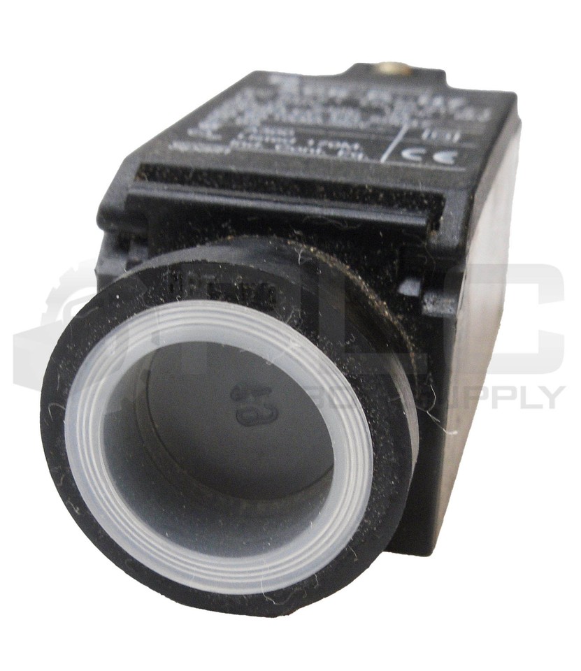 NEW TELEMECANIQUE XCK P121H7 LIMIT SWITCH 240V 3A XCK-P121 XCK-P...H7 ...