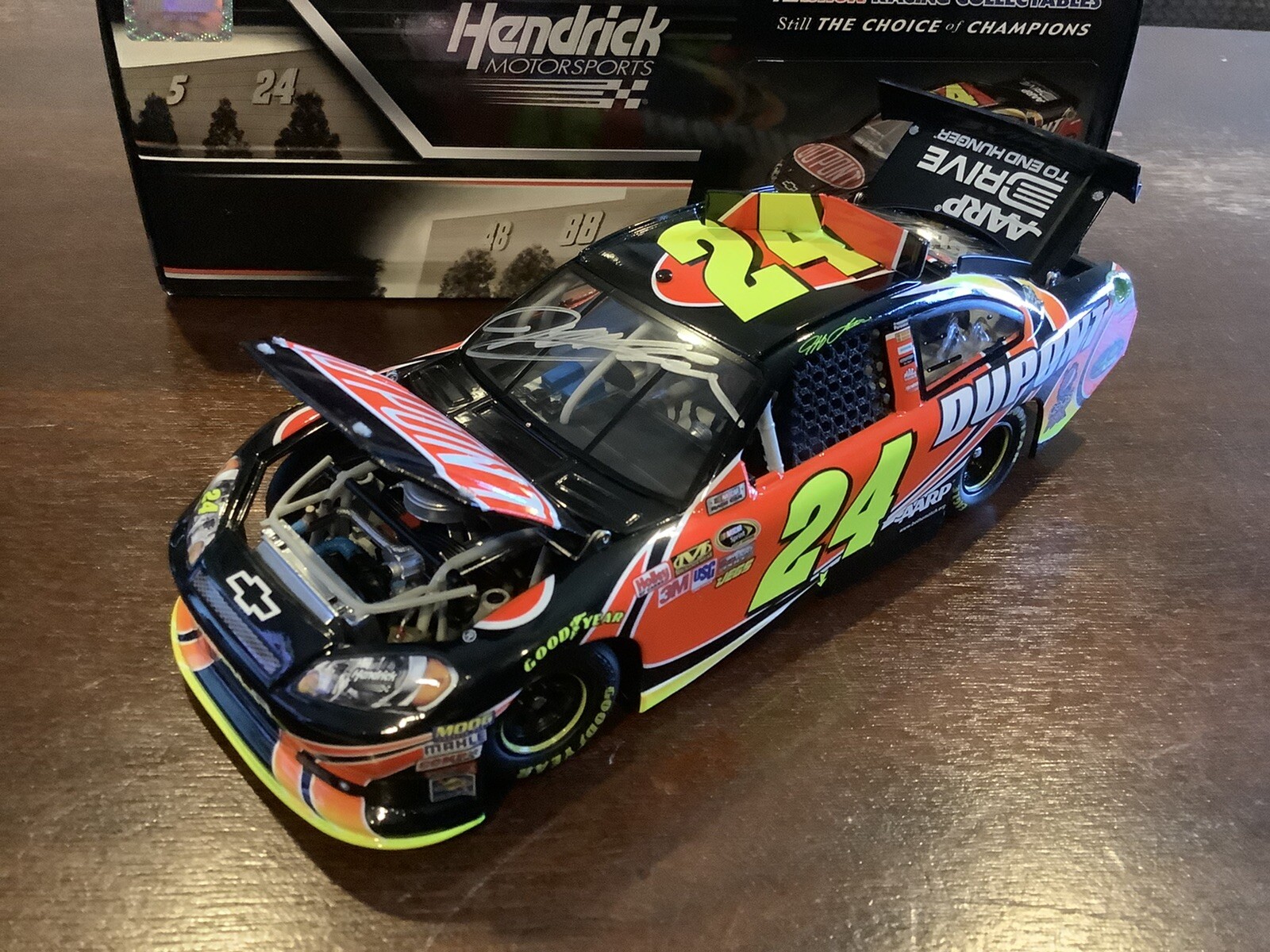 2012 JEFF GORDON RICK HENDRICK #24 DUPONT DUAL AUTOGRAPHED SIGNED 1/24 ...