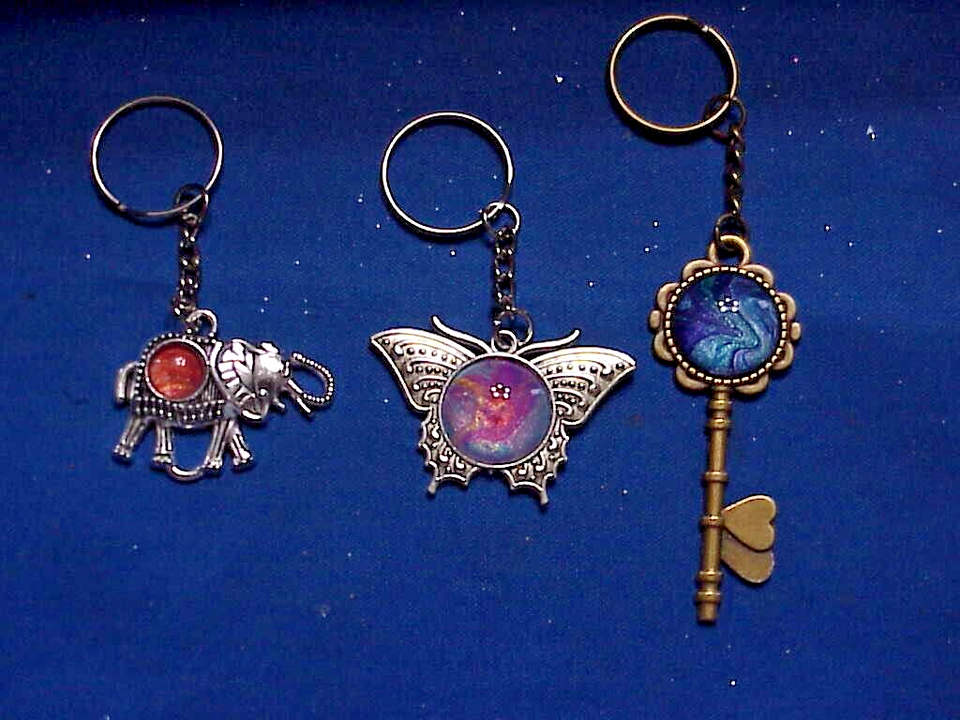 KEYCHAIN FLUID ART ONE OF A KIND ELEPHANT, BUTTERFLY,KEY GREAT GIFT ...