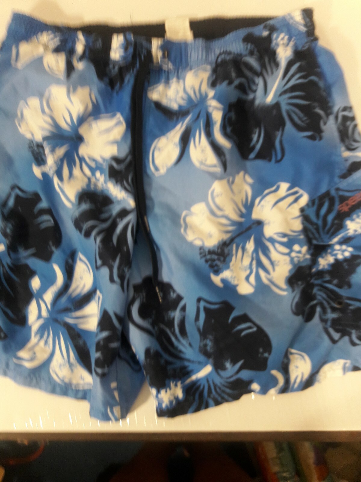 Pair of Speedo men's L (34-36) polyester mid length swim trunks | eBay