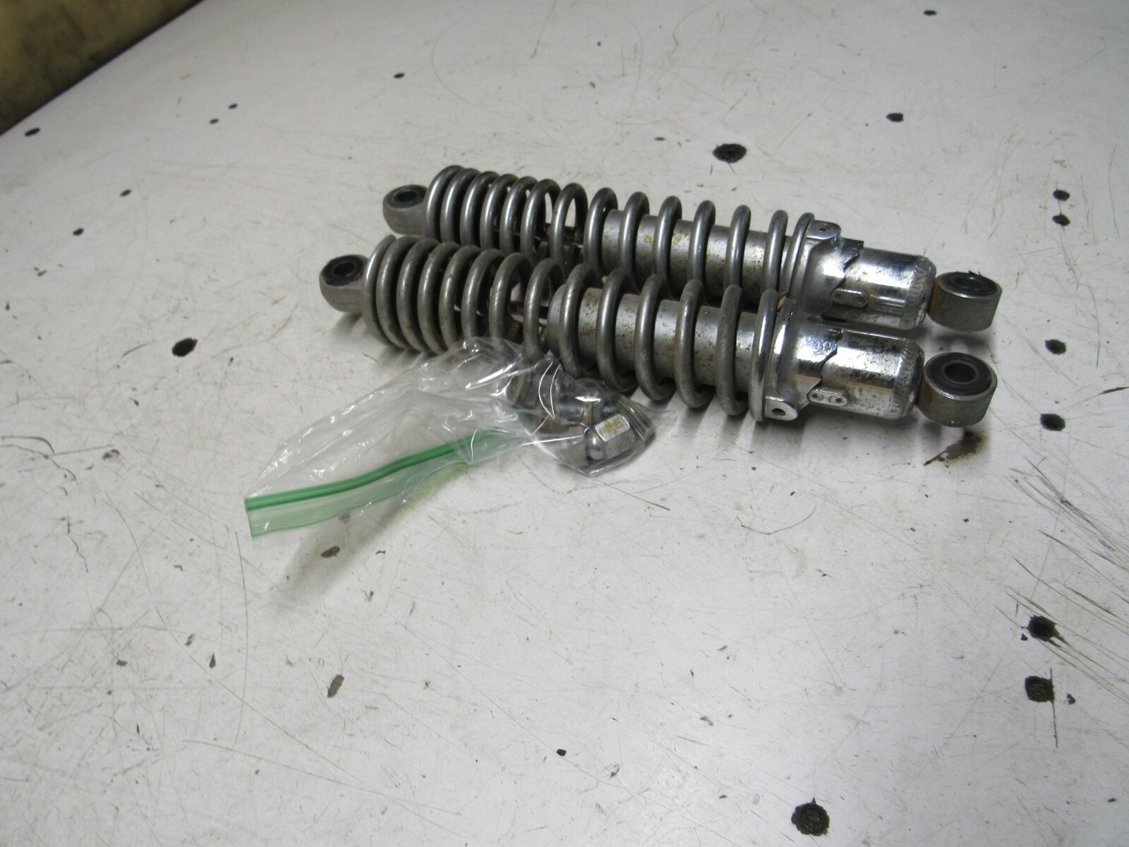 1982 Suzuki GS650L GS650GL GS650 Rear Shocks | eBay