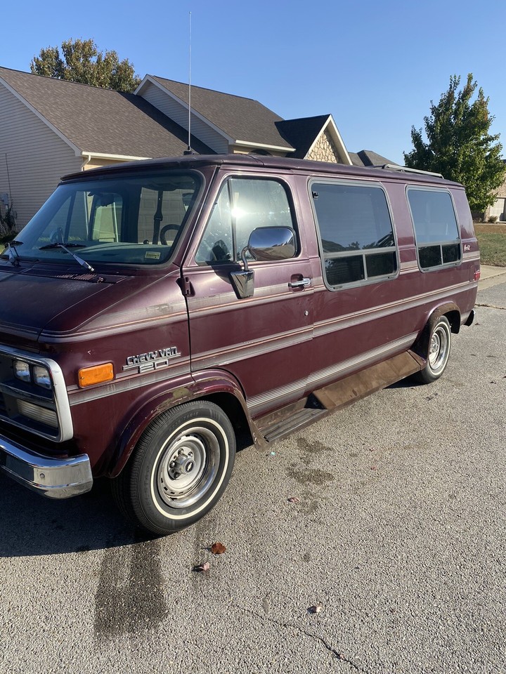 Chevy GMC G-series Van Running boards with Fender Flares - Fits Reg ...