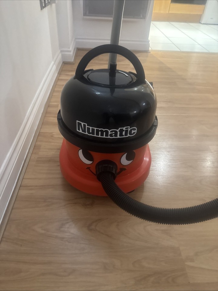 Look Numeric 'Hettie' Henry Hoover Vacuum Cleaner | eBay UK