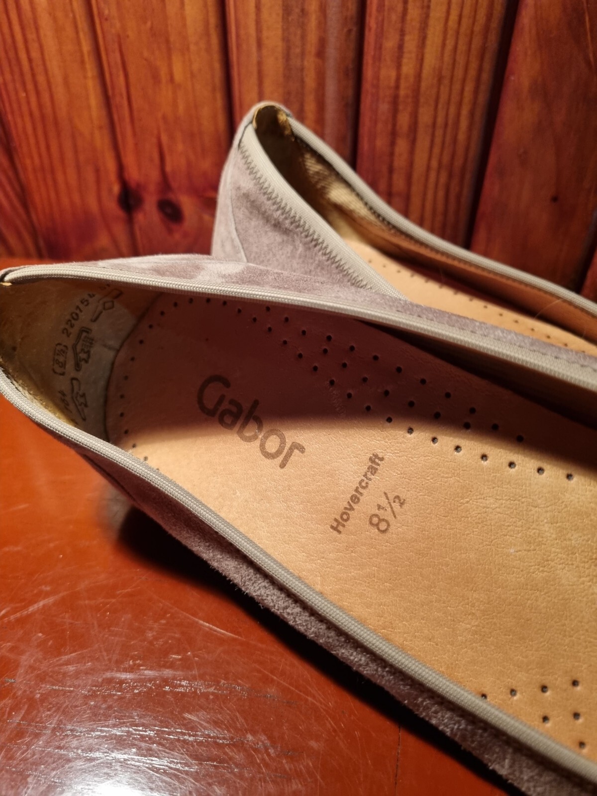 GABOR SUEDE GREY BEADED FLAT SHOES SIZE 8.5 LEATHER INSOLES VERY COMFY ...