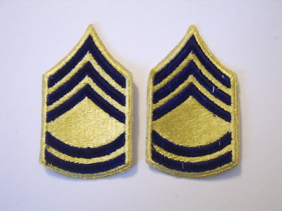 TECH SERGEANT CHEVRONS PAIR BLUE ON GOLD - 1948-1951 COMBAT UNITS NOS ...